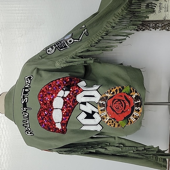 US Army / Vamp Designs | Jackets & Coats | Vintage Army Military Jacket ...